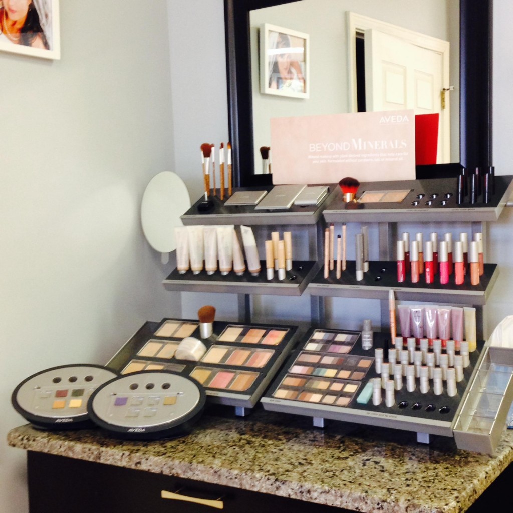 What is the difference in stylist levels? – Intrigue Salon & Spa